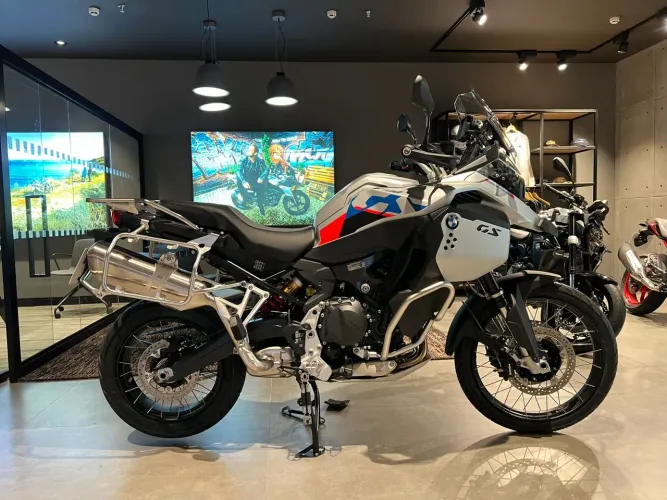 Motos BMW F 900 GS no Brasil
