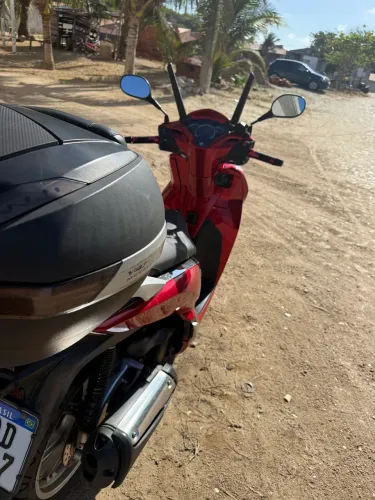 Motos Honda SH 300i no Brasil