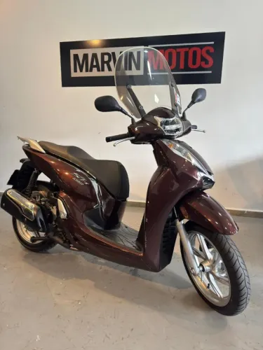 Motos Honda SH 300i no Brasil