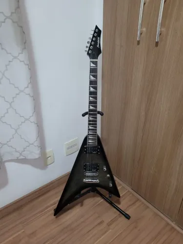 "guitarras flying v" - Instrumentos musicais no Brasil