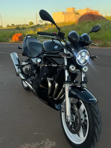 Motos Suzuki Bandit N-600/ 650 no Brasil