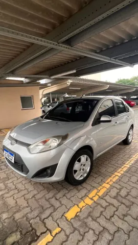 Ford Fiesta Sedan SE 1.0 8V Flex 4P Usados e Novos - Rio Claro, SP