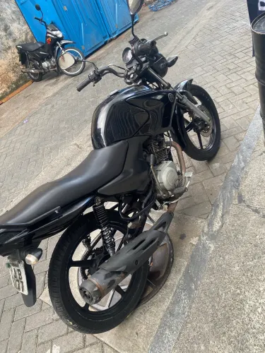 Motos Yamaha YBR 125 Factor E no Brasil