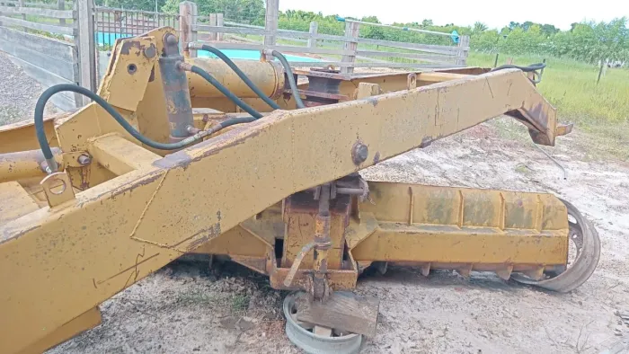 "plaina trator" no Brasil