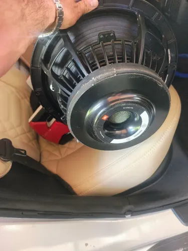 "woofer tornado 15" no Brasil