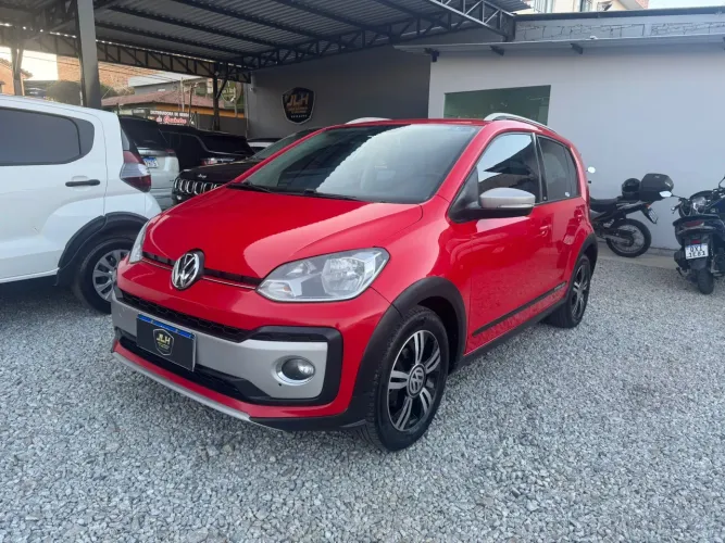 Volkswagen Up! Cross 1.0 TSI Total Flex 12V 5P Usados e Novos