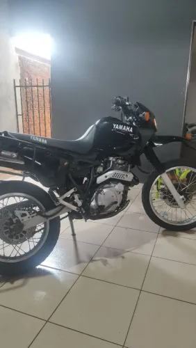 Motos Yamaha XT 600 E no Brasil