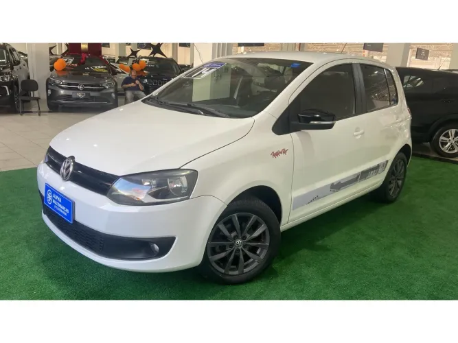 Volkswagen Fox Rock IN RIO 1.6 MI Total Flex 8V 5P Usados e Novos