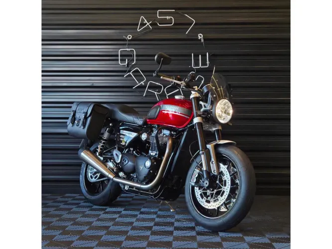 Motos Triumph Speed Twin 1200cc no Brasil