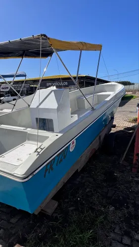 "barco de fibra" no Brasil