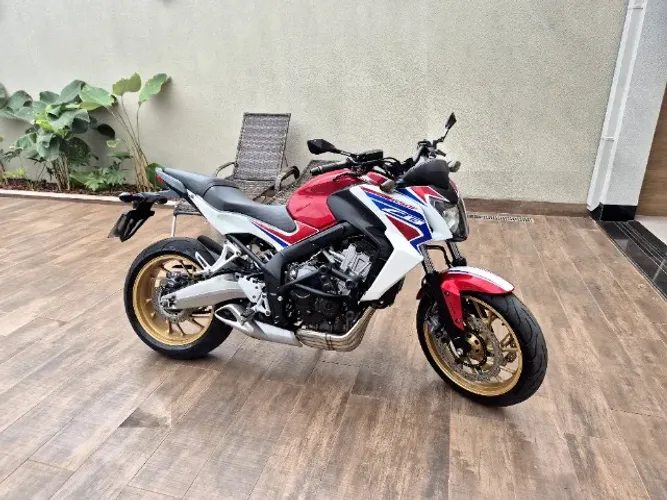 Motos Honda CB 650f no Brasil