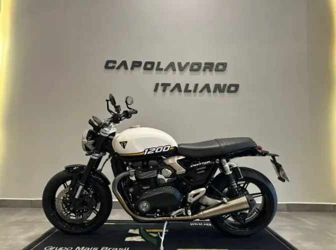 Motos Triumph Speed Twin 1200cc no Brasil