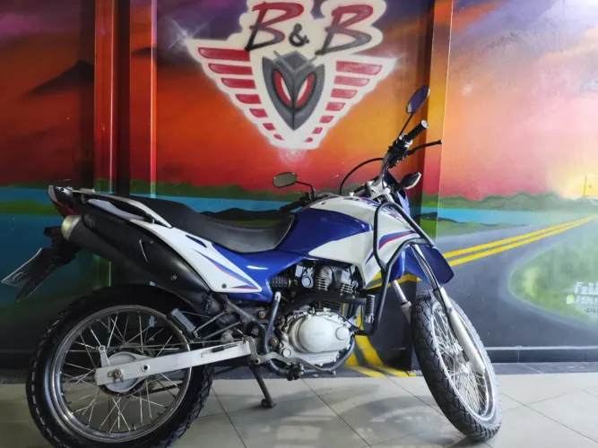 Motos Honda NXR 150 Bros ESD no Brasil