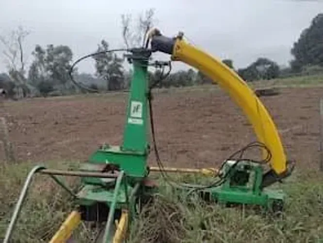 "ensiladeiras" no Brasil