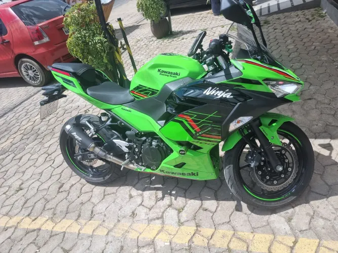 Motos Kawasaki Ninja 400 no Brasil