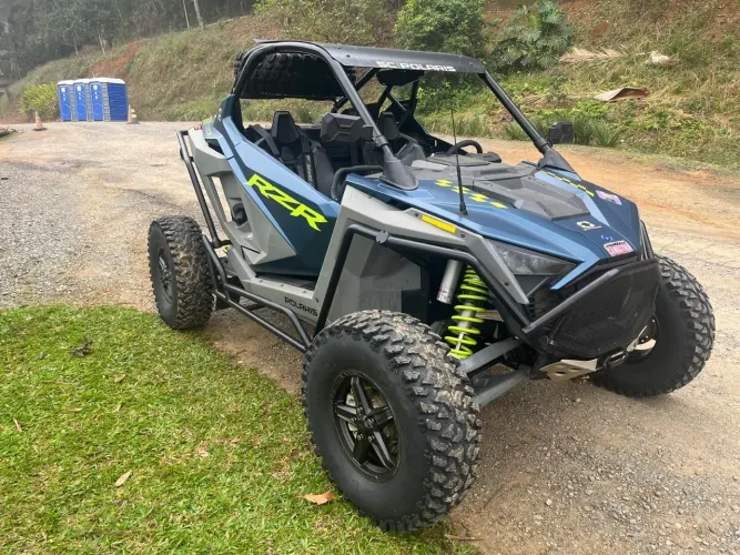 Motos Polaris RZR no Brasil