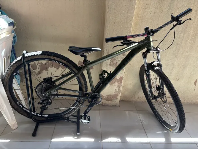 "bicicleta absolute nero" - Ciclismo no Brasil