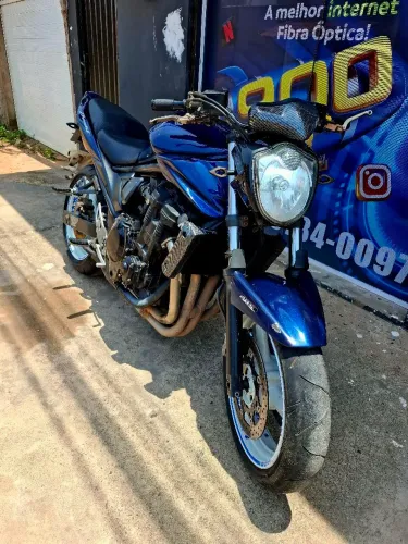 Motos Suzuki Bandit N-600/ 650 no Brasil