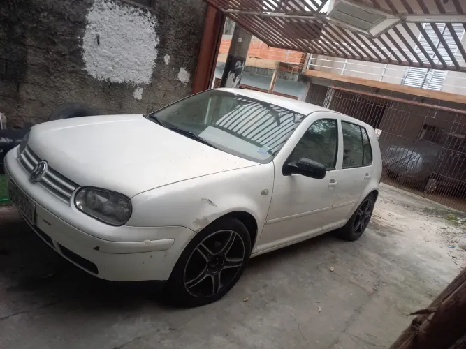 Volkswagen Golf 2000 Usados e Novos