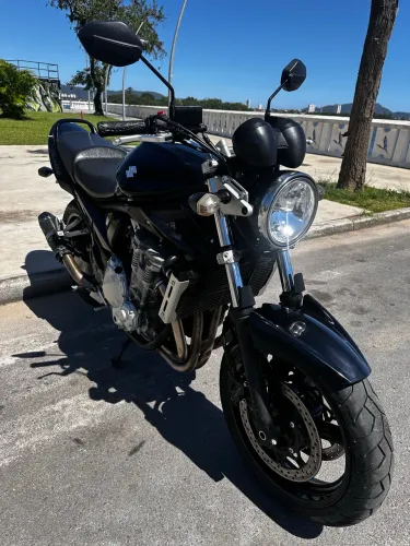 Motos Suzuki Bandit N-600/ 650 no Brasil