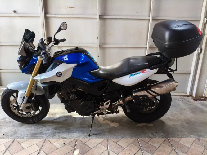 Motos BMW F 800 R no Brasil