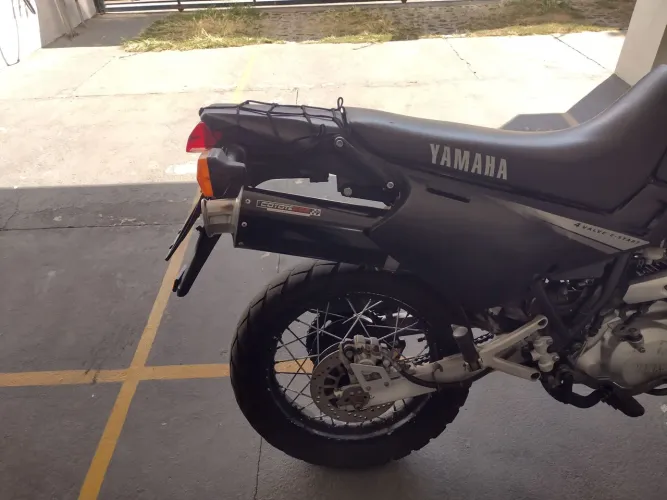 Motos Yamaha XT 600 E no Brasil