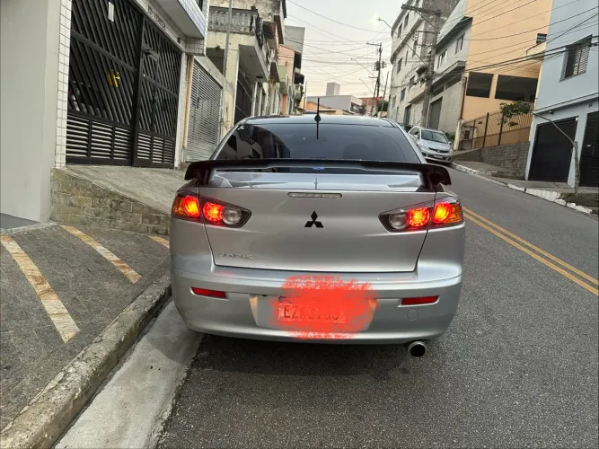 "mitsubishi lancer" no Brasil
