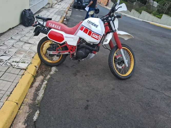 Motos Yamaha XT 600 Z Tenere no Brasil