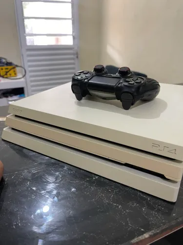 "ps4 pro branco" - Consoles de Vídeo Game no Brasil