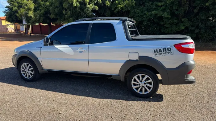 Fiat Strada Working Hard 1.4 Fire Flex 8V CD Usados e Novos - Paulo ...