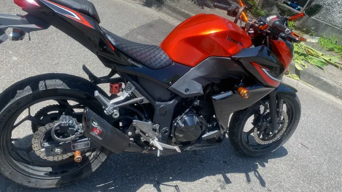 Motos Kawasaki Z 300 no Brasil