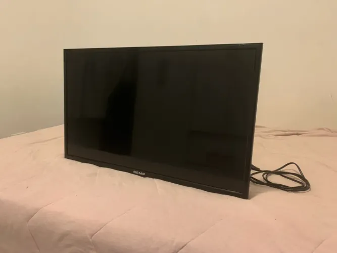 "tv de 28 polegadas" - TVs no Brasil