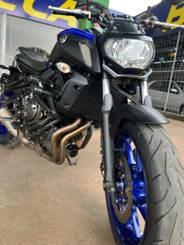 Motos Yamaha MT-07/MT-07 2022 no Brasil