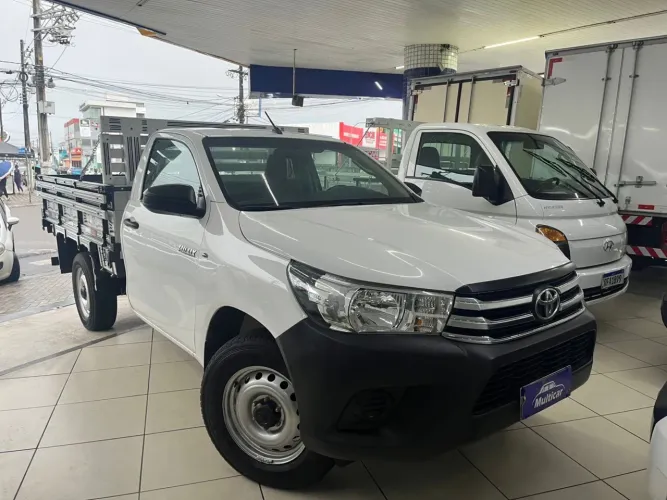 Toyota Hilux CS 4X4 2.8 TDI Diesel Mec. Usados e Novos