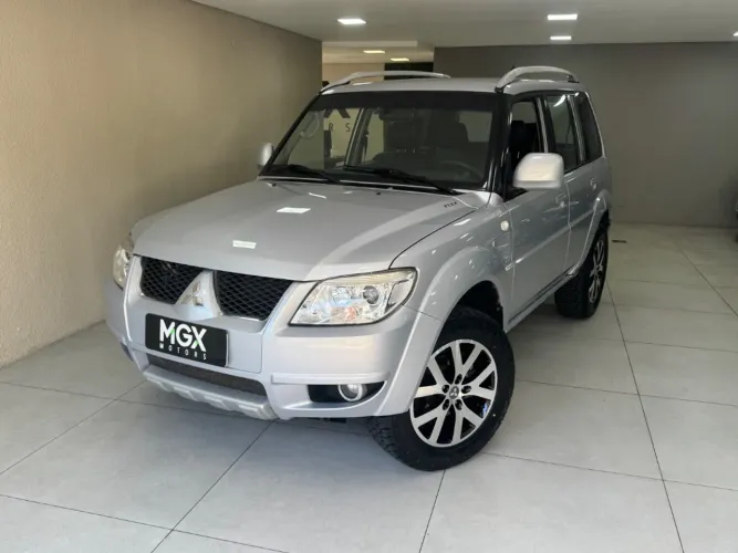 Mitsubishi Pajero TR4 2.0/ 2.0 Flex 16V 4X4 Aut. Usados e Novos