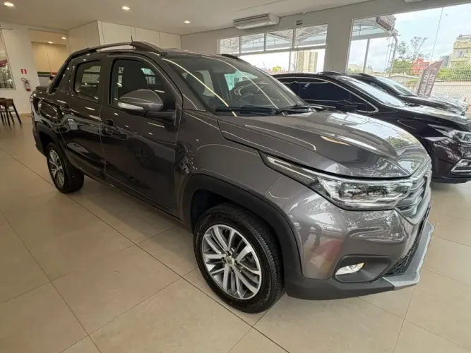 Fiat Strada Volcano 1.3 Flex 8V CD Usados e Novos