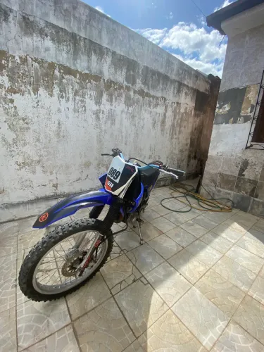 Motos Yamaha XT 225 no Brasil