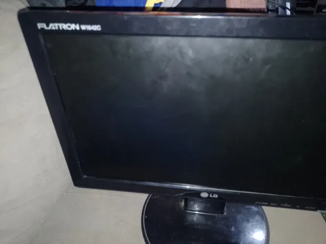 "lg flatron 22" no Brasil