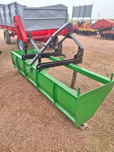 "plaina trator" no Brasil