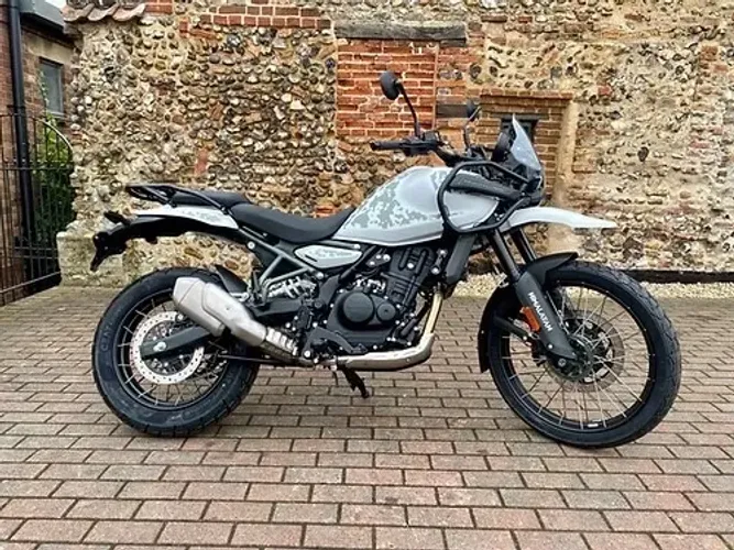 Motos Royal Enfield Himalayan em Pernambuco