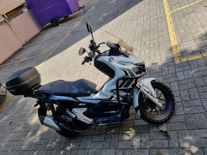Motos Honda ADV no Brasil