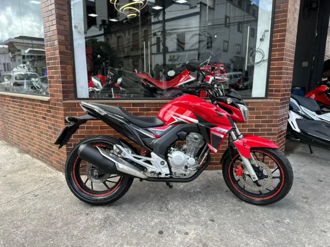Motos Honda CB Twister/flexone 250cc 2018 no Brasil