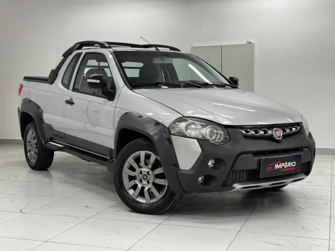 Fiat Strada Adventure 1.8/ 1.8 Locker Flex CE Usados e Novos
