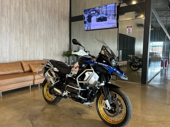 Motos BMW R 1250 GS Adventue Pemium HP no Brasil