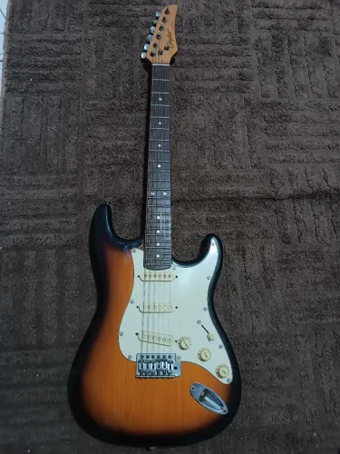 "guitarras condor" - Instrumentos musicais no Brasil