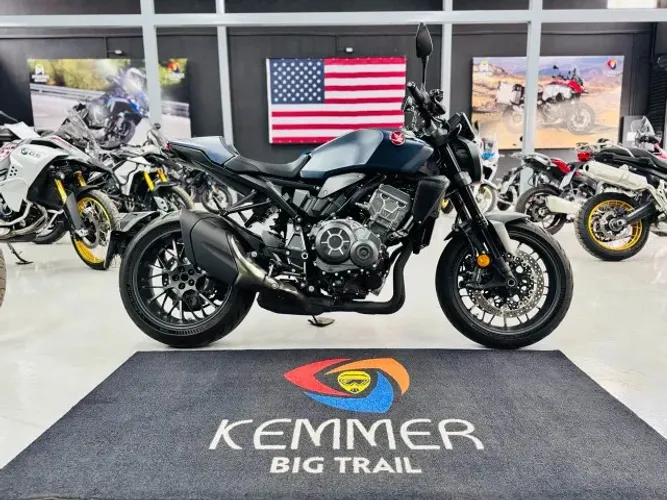 Motos Honda CB 1000r Black Edition no Brasil