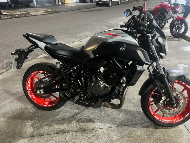 Motos Yamaha MT-07/MT-07 2020 no Brasil