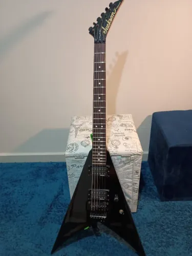 "jackson flying v" no Brasil