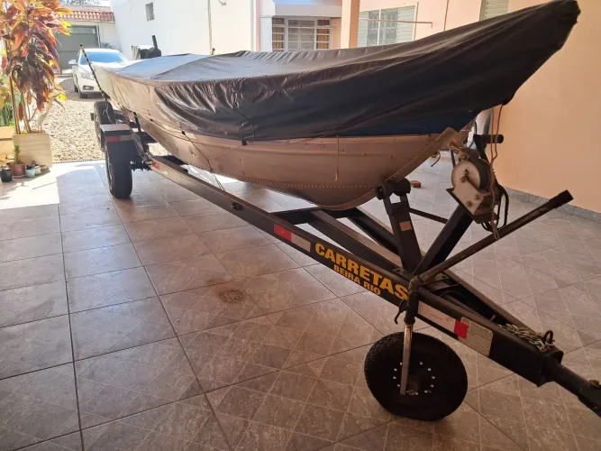 "barco borda alta" no Brasil