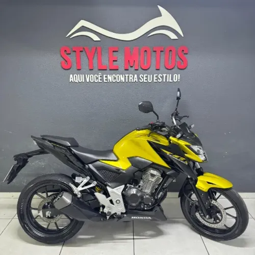 Motos Honda CB 300f Twister Flex 2024 em Florianópolis e região, SC